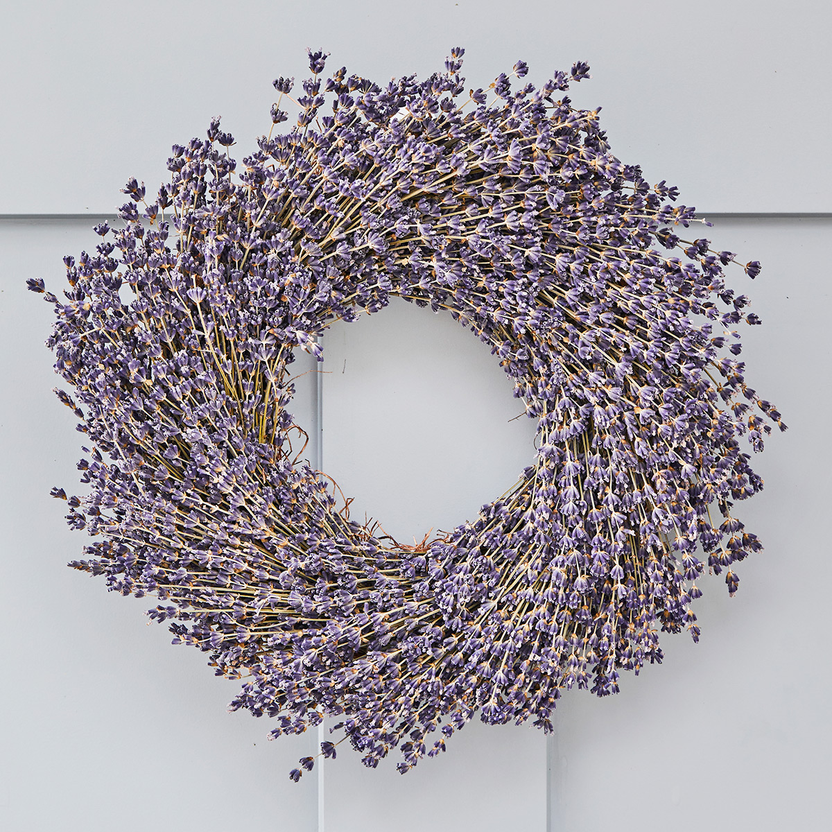 How to Choose the Best Wreath for You | The Magnolia Company